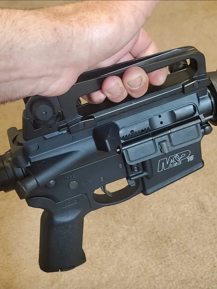 Detachable vs Fixed Carry Handle For AR-15: Weighing Your Choices ...